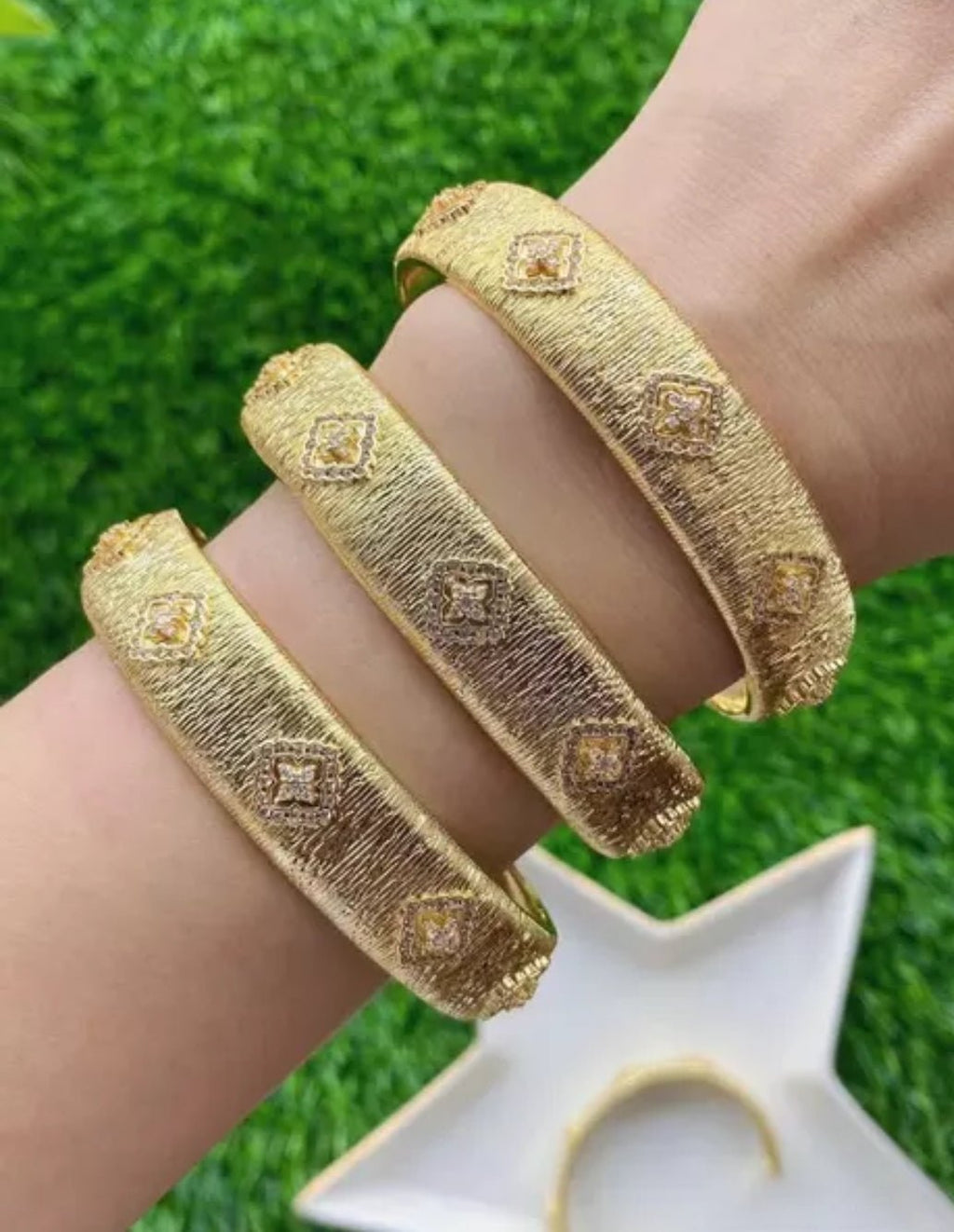Zirconite gold wide open Bangle Bracelet. DiamondVeneer Fashion